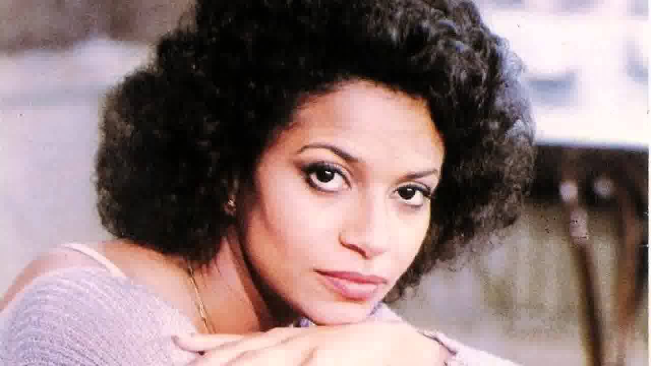 In praise of sensational women – Debbie Allen | JAQUO Lifestyle Magazine